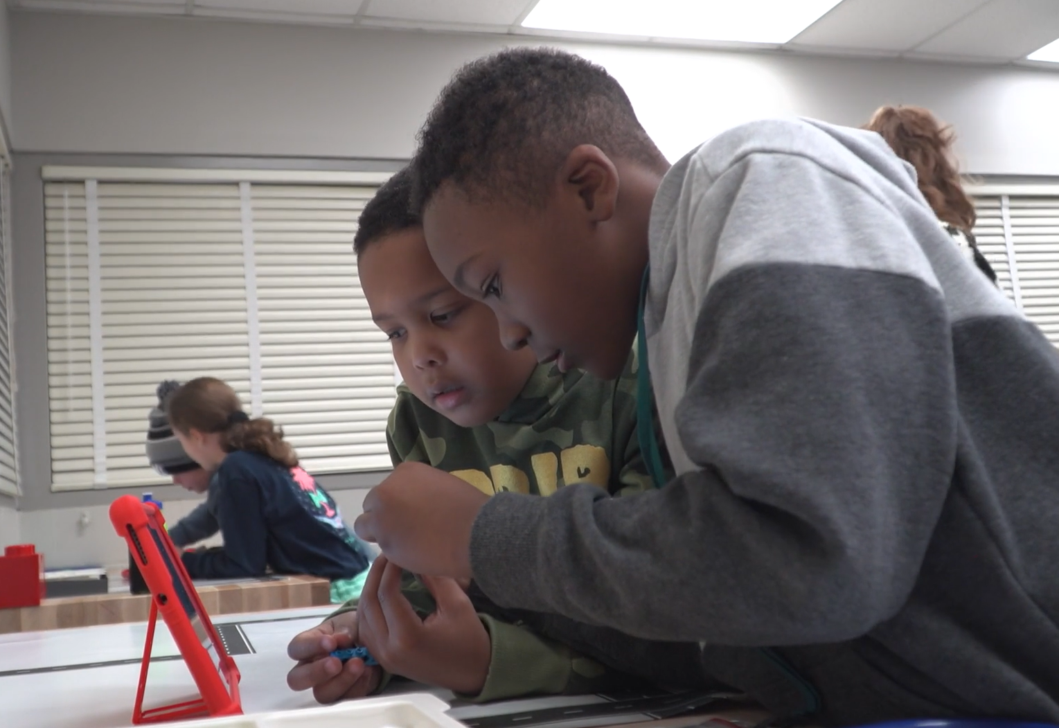 New lego lab helps make STEM learning accessible for elementary school ...